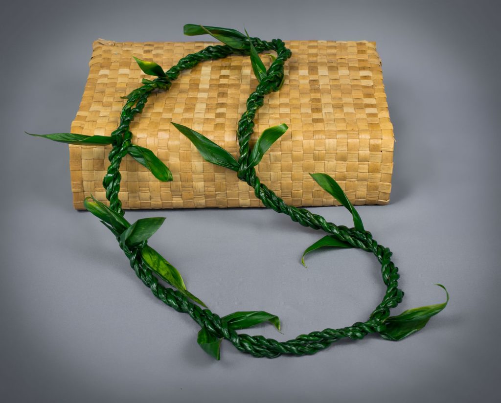 Ti Leaf Lei Double Puna Ohana Tropical Flowers And Leis